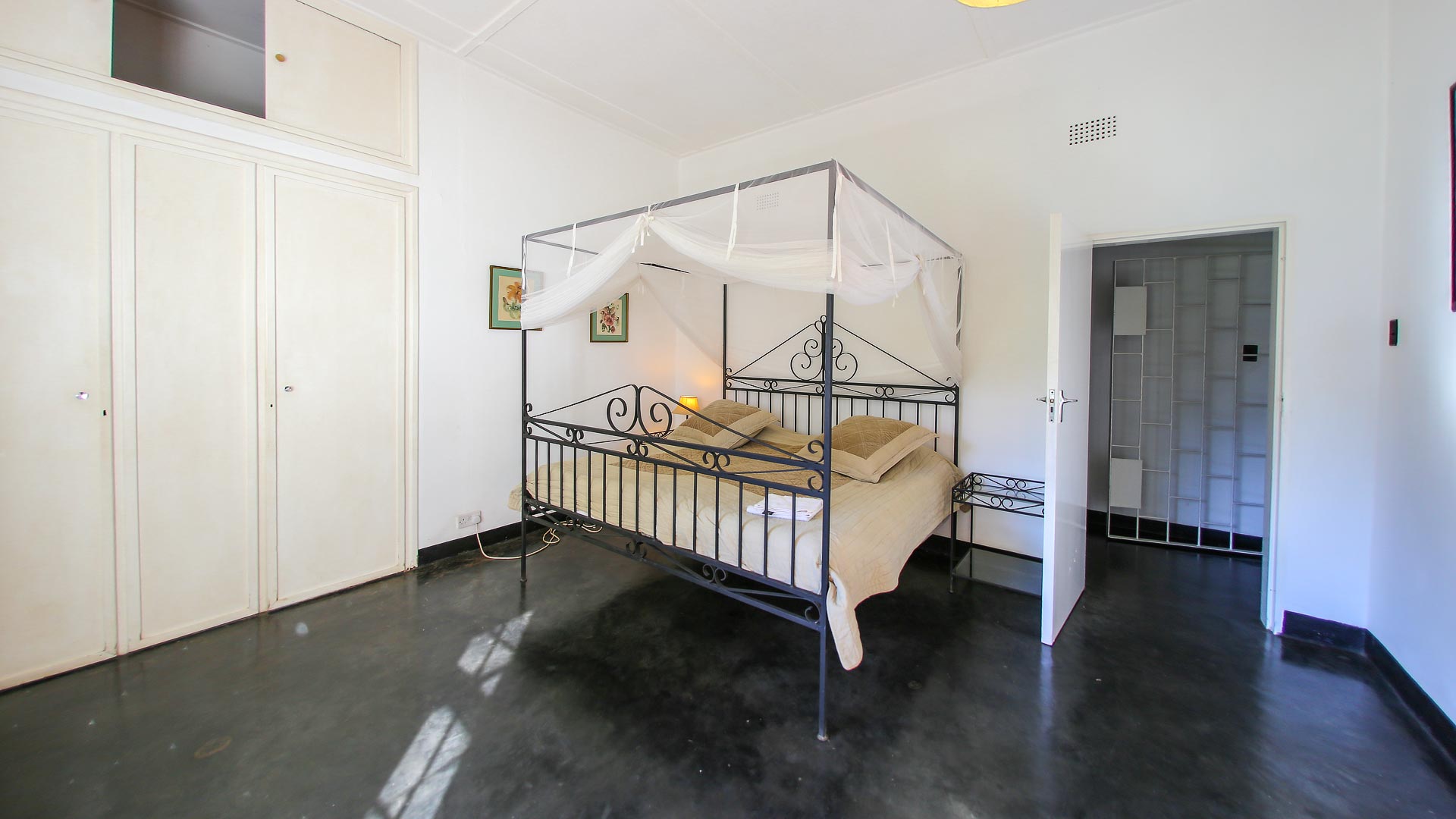 Chawani Bungalow - ATR