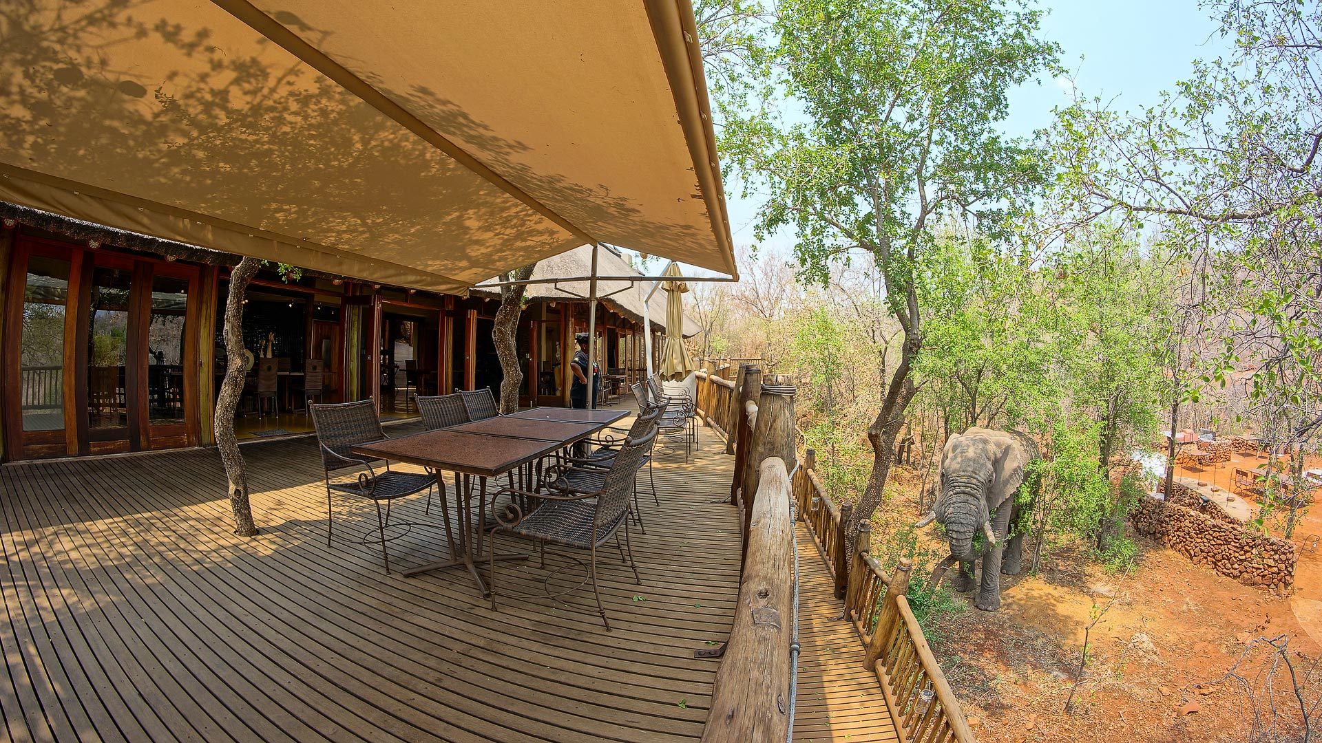 Etali Safari Lodge - ATR