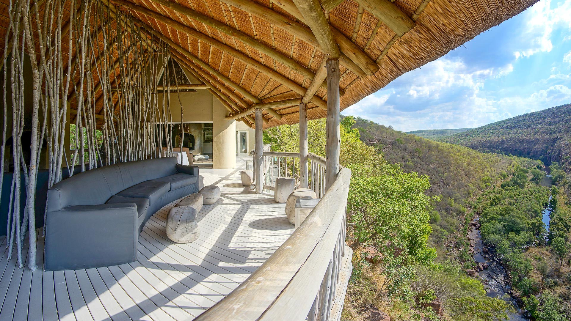 Clifftop Hideaway - ATR