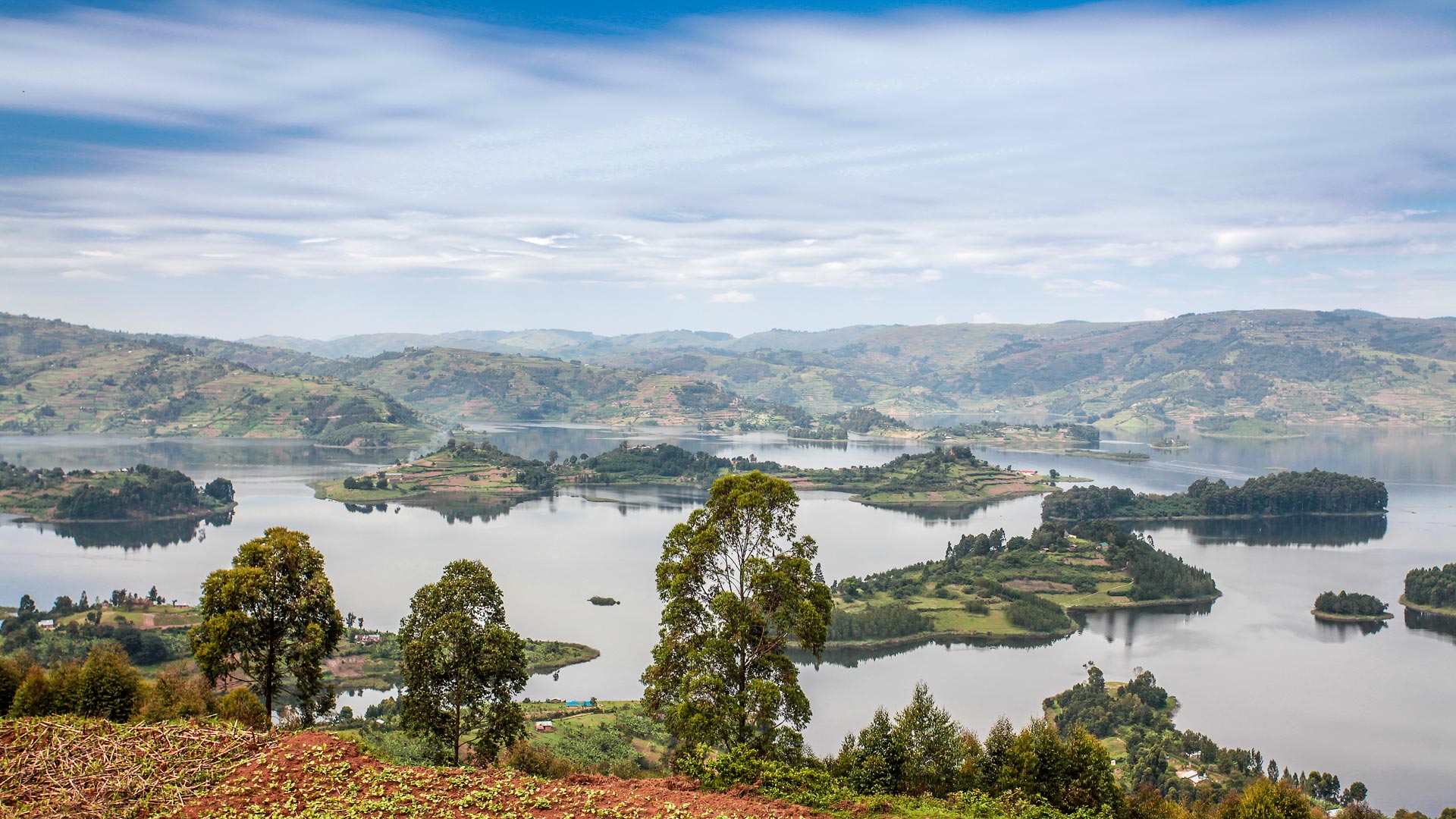 Travel to Lake Bunyonyi - ATR
