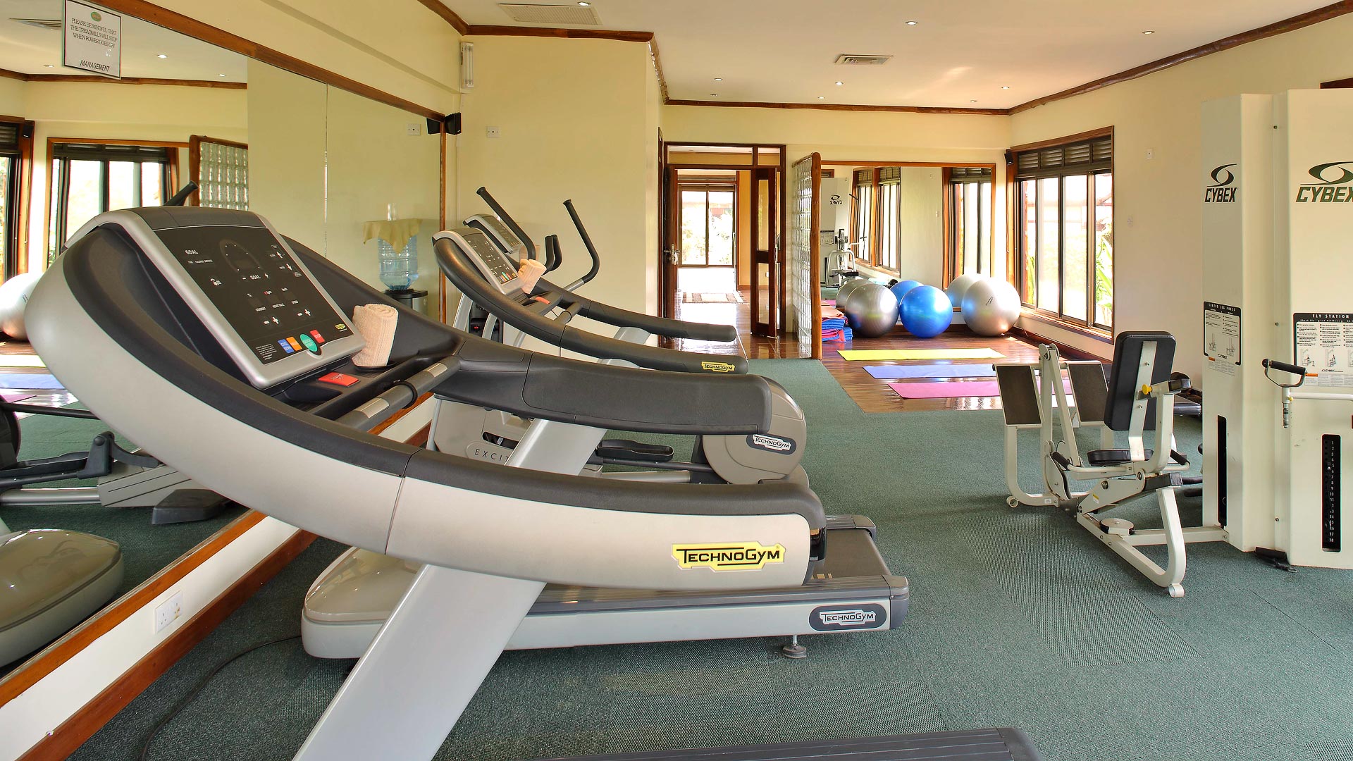 Mweya Safari Lodge – ATR