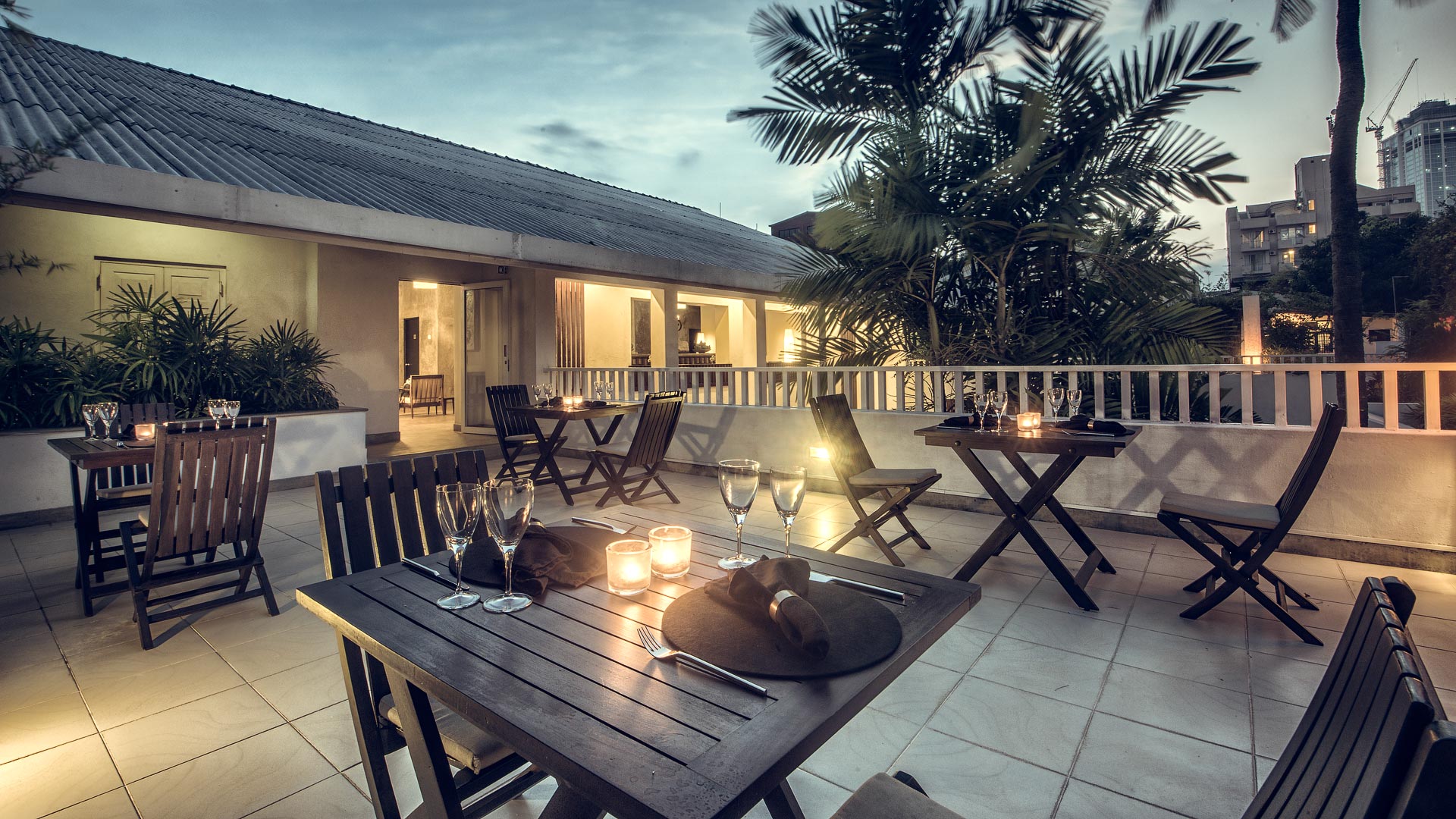 Taru Villas Lake Lodge - ATR